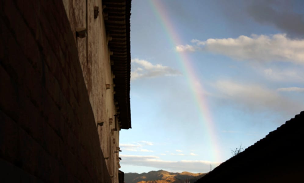 Journey to the navel of the world - Solkes Magazine